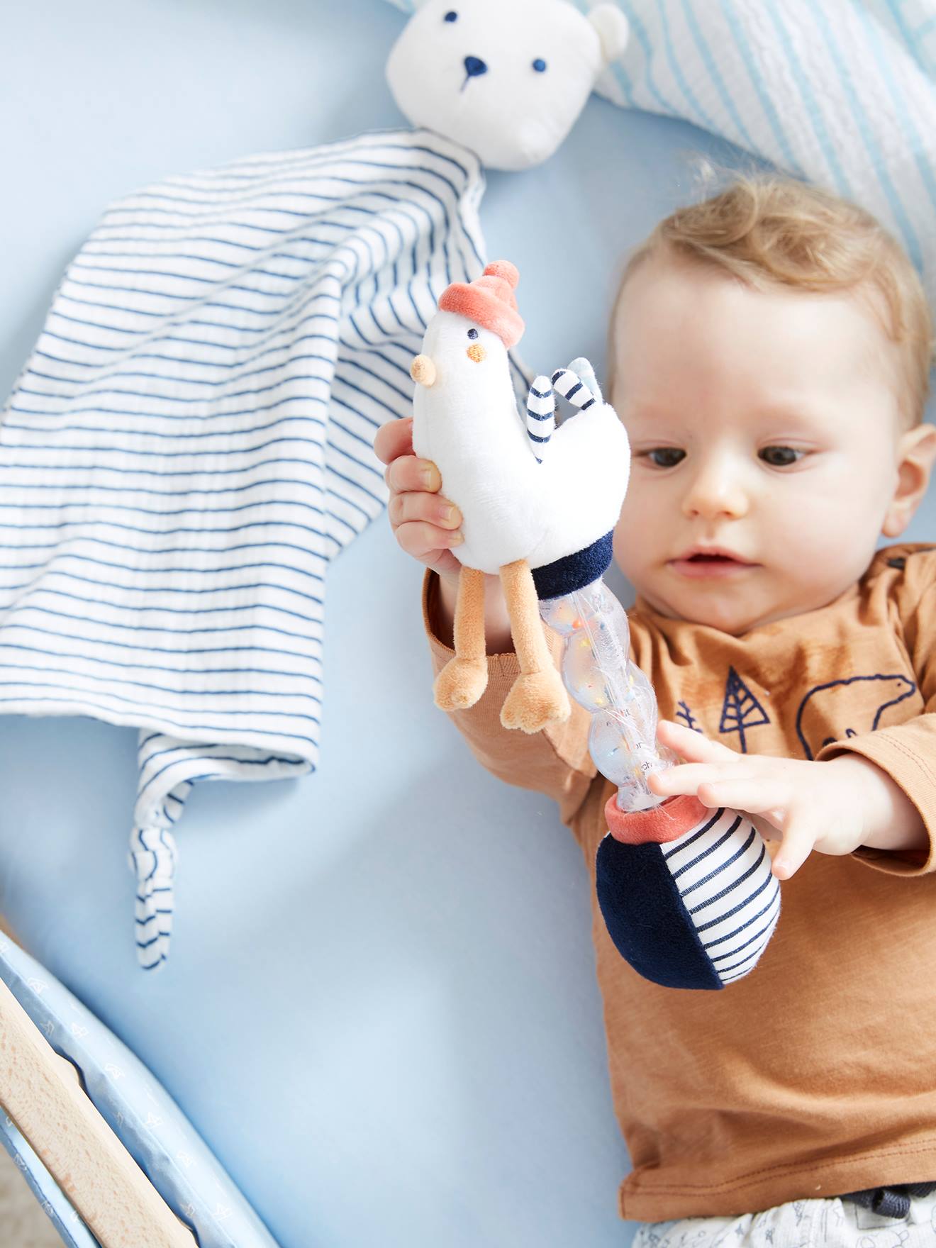 Spielzeug für das erste Alter - Spielzeug für die Geburt eines Babys ...